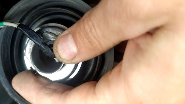 Подключение Bi-LED линзы в фаре Toyota