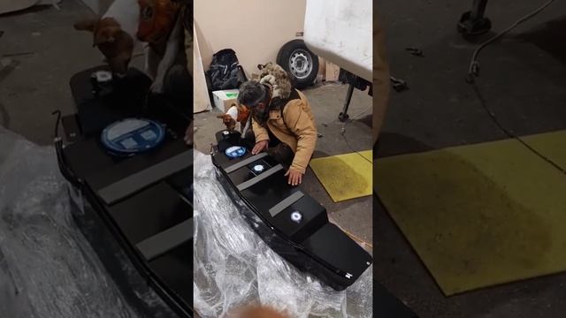 Привет друзья! Меняем сгнивший бак Паджеро. Алюминиевый бак Бакор увеличенного объема на 116л.