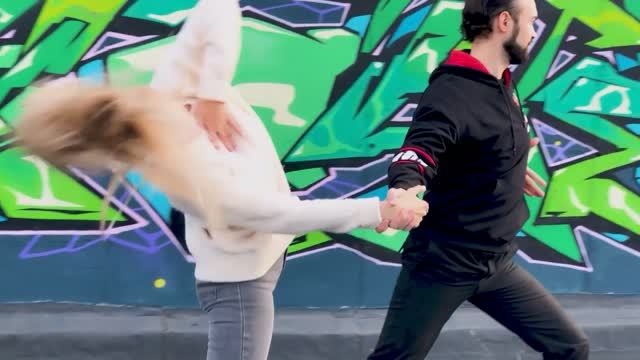 Андрей Клюев - Полина Береснева. Дискофокс на крыше #хастлкемерово #парныетанцыхастл #дискофокс