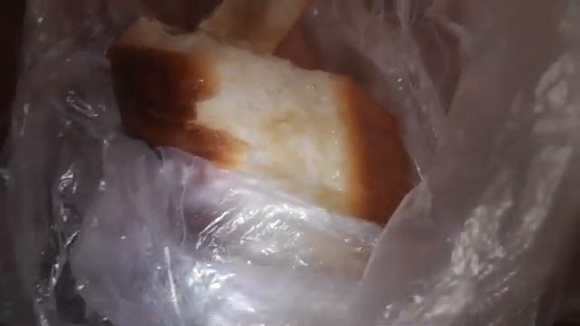 сестра принесла к чаю