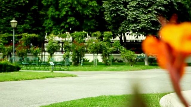 Menschen A1.2. Clip 18. Das tut mir gut