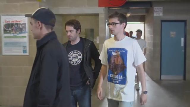 Inviting and offering. Диалог. Практикуем фразу Would you like to come?