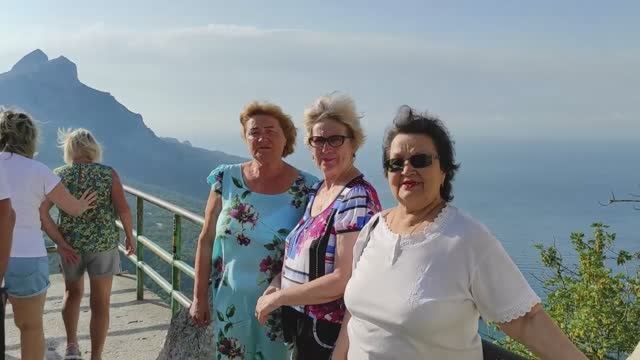 Ялта . Зоопарк. Прогулка с подругами 29.08.21