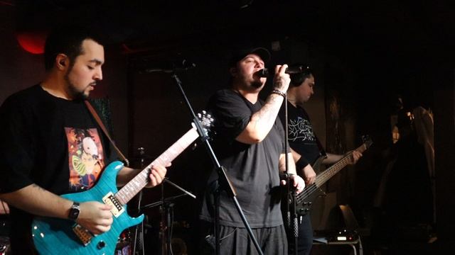 Heavy Rain - Leave Out All The Rest (Linkin Park cover) Rock Haven Bar, Korolev