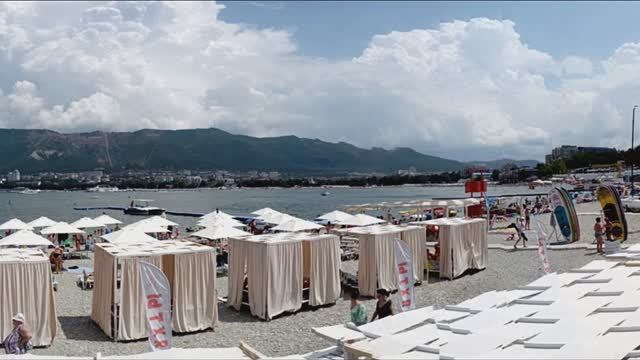 9  часть. Геленджик, пляж Сады морей.