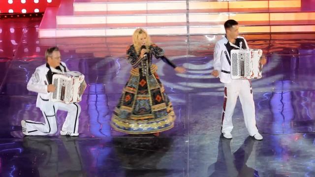 Mareshka Russian folk and Bayan Mix Romashki Ромашки Баян Микс & Матрёха