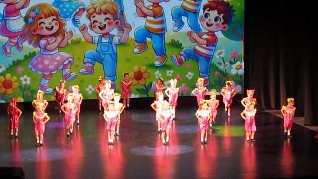 Топ-топ. Подготовишки. Огоньки. Концерт "Танец для мамы". Таганрог, ГДК. 01.12.2024