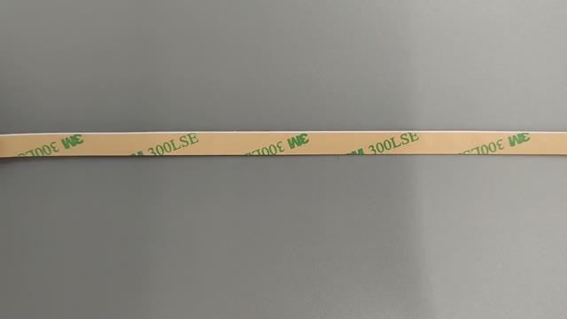 Светодиодная лента 9,6W 4000К 24V 2835 100LED 1см ш/р