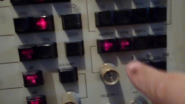 Сделано в СССР. Включаем анализатор спектра С4-74.