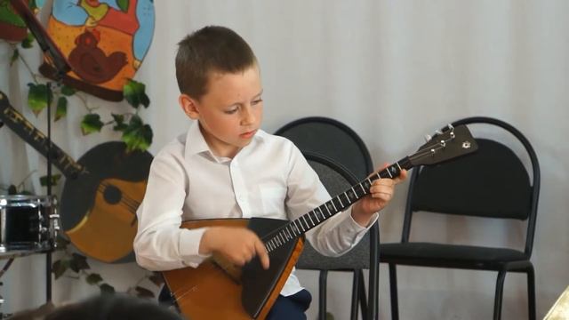 Отчетный концерт домровой и балалаечной музыки "Струны русской души"