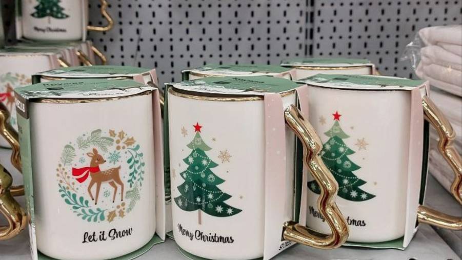 Лента хорошие скидки золотые новинки новогодние товары для всей семьи