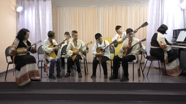 А я по лугу.Ансамбль народных инструментов "Светоч"