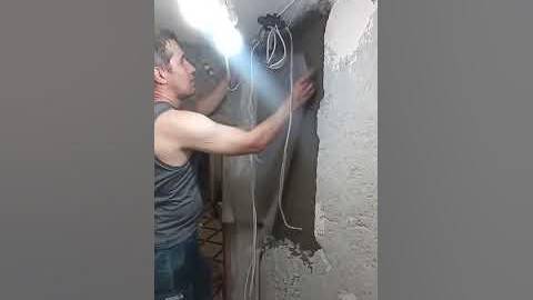 Задел стену в туалете и она посыпалась ...  Ремонт туалета ч.5