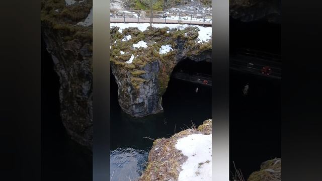 Рускеальский провал