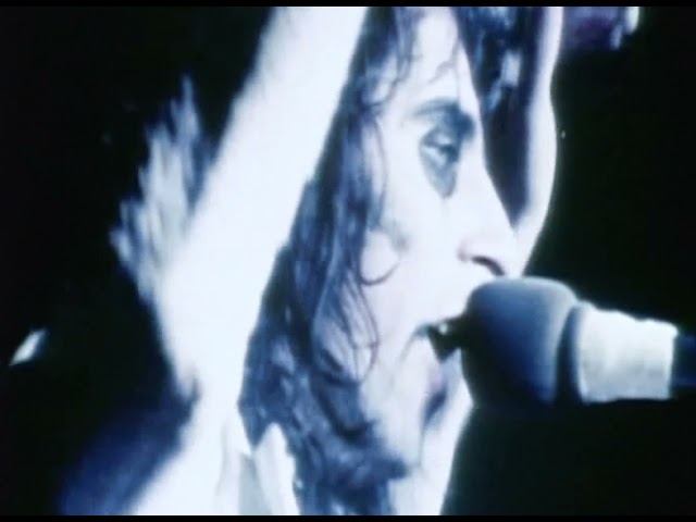 Alice Cooper.  Hello Hurrey .