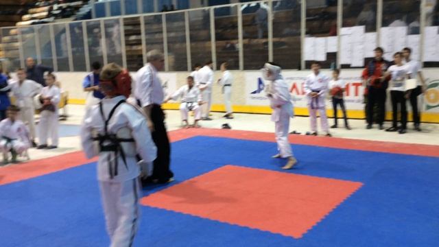 Кубок Евразии г. Барнаул 12.05.2018 Петр Рыбас (красный шлем) 1 бой