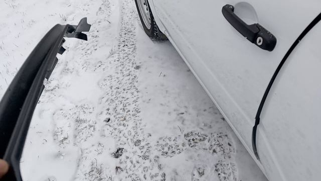 Лада Гранта ФЛ утеплитель на решётку радиатора.