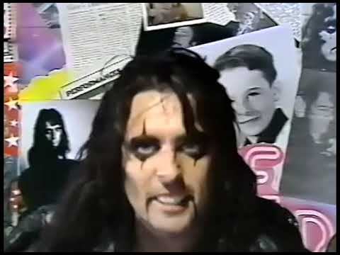 Alice Cooper . The Nightmare. 1975 TV special.  /8 /  Department of Youth.
