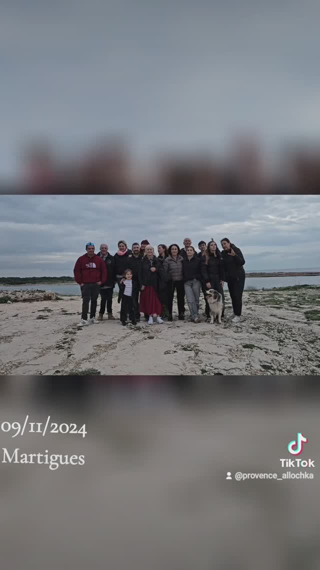 Прогулка по берегу Средиземного моря