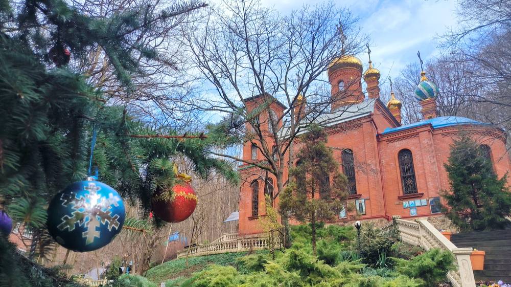 Видео обзор часовни святого Феодосия в п.Горный в Новороссийске.
