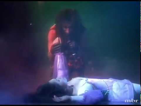 Alice Cooper. Only Women Bleed. "The Nightmare Returns". (1986 ). Real VIDEO