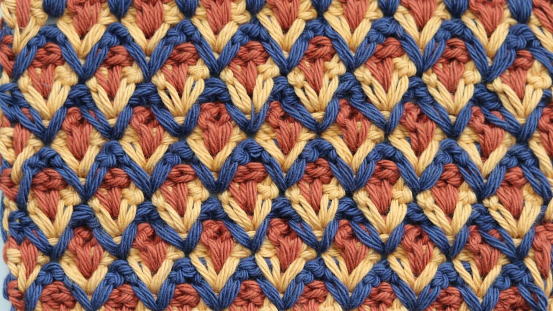 V-образный узор крючком