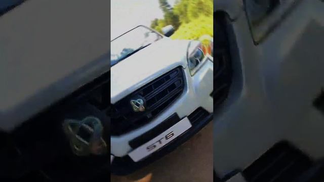 Освежающий белый пикап ST6