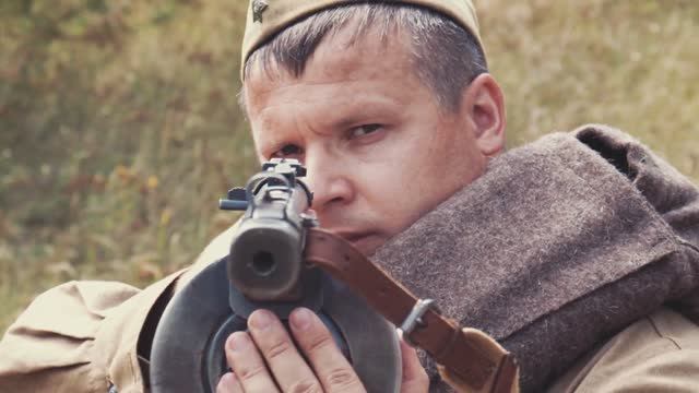 Образ солдата РККА 1942 г