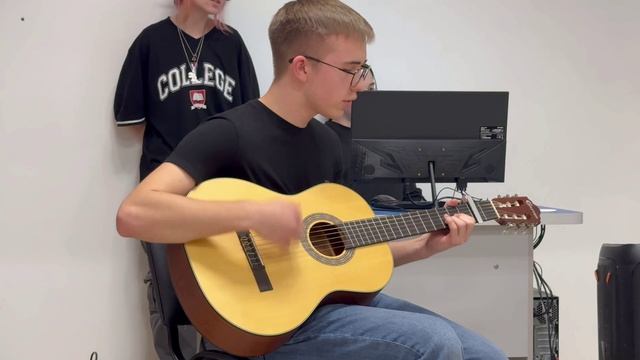 Олег Шиман на Квартирнике 22 ноября 2024 (Сочи, Цветной)