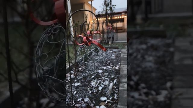 Новогодний декор двора / Porch decor #christmas #diy #christmastree #новыйгод