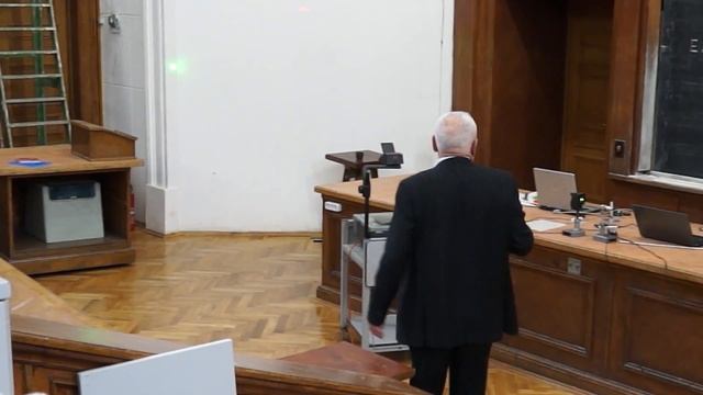 Алешкевич В. А. - Оптика - 1. Электромагнитная теория света