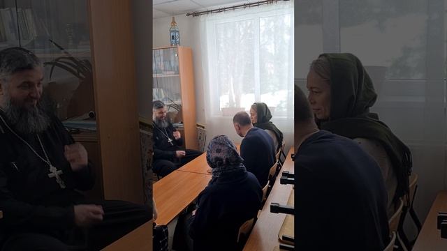 Беседы в храме св.Николая Чудотворца п.Рощино о крещении, о Евангелии
