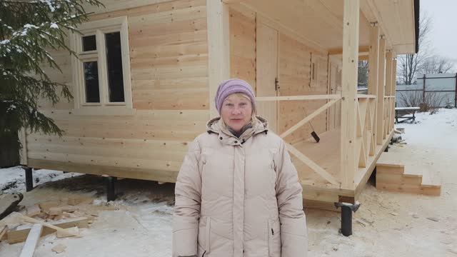 Строили 10 лет назад дом на заказ - все понравилось, решили построить баню из сухого бруса под ключ