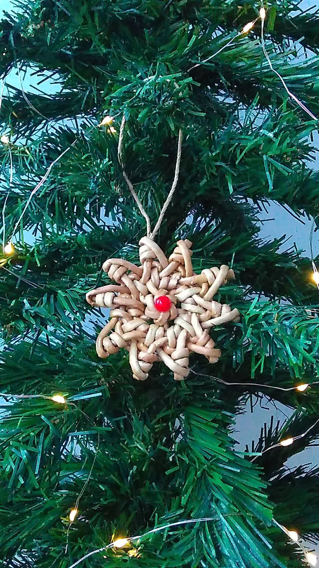 Плетёные игрушки  новогодние