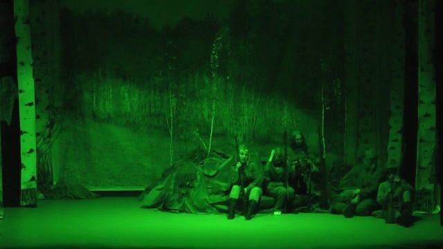 Спектакль А зори здесь тихие. Режиссер В.М. Зенчурин