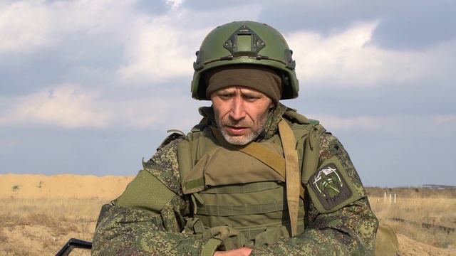 Интервью с бойцом с позывным "Кислый", заключившим первый контракт с Министерством обороны