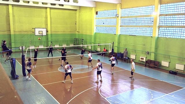 Коковин Владислав сам принял и сам забил!