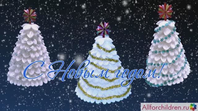 Новогодняя ёлочка из ватных дисков