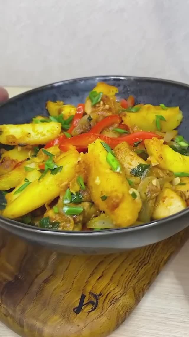 ЖАРКОЕ ИЗ КУРИНЫХ БЁДЕР