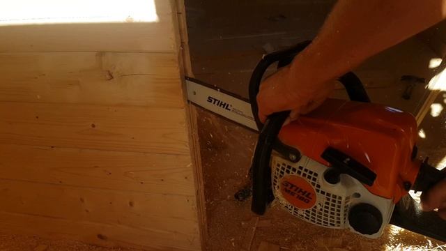 Деревянные ройки - для чего устанавливают обсадные бруски в проемы сруба бани из бруса