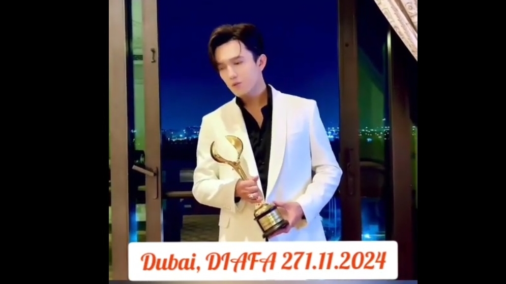 Димаш на церемонии вручения премии DIAFA в Дубаи/Dimash at the diafan Award ceremony in Dubai🔥🔥🔥