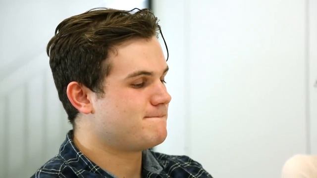 B2 UNIT 10a  Life skills video