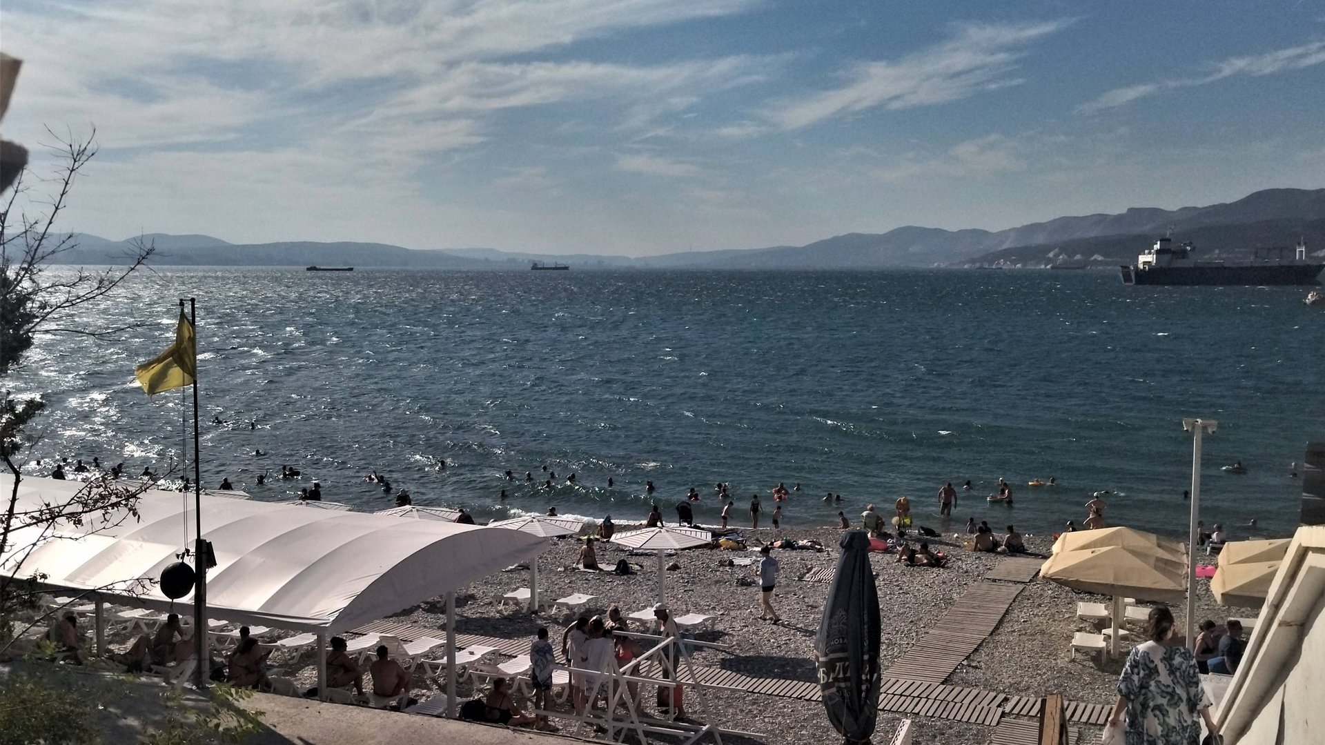 Пляж Прометей, пос. Кабардинка, июль 2024 г.
