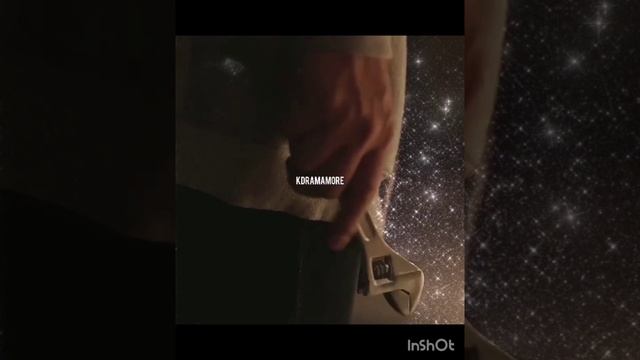 Слабый герой : 🖤