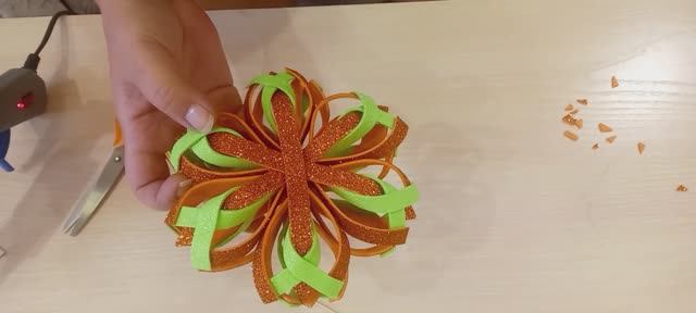 Объемная снежинка из фоамирана своими руками. Мастер-класс снежинка