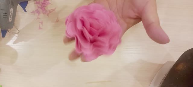 Как сделать розу из фоамирана за 11 минут