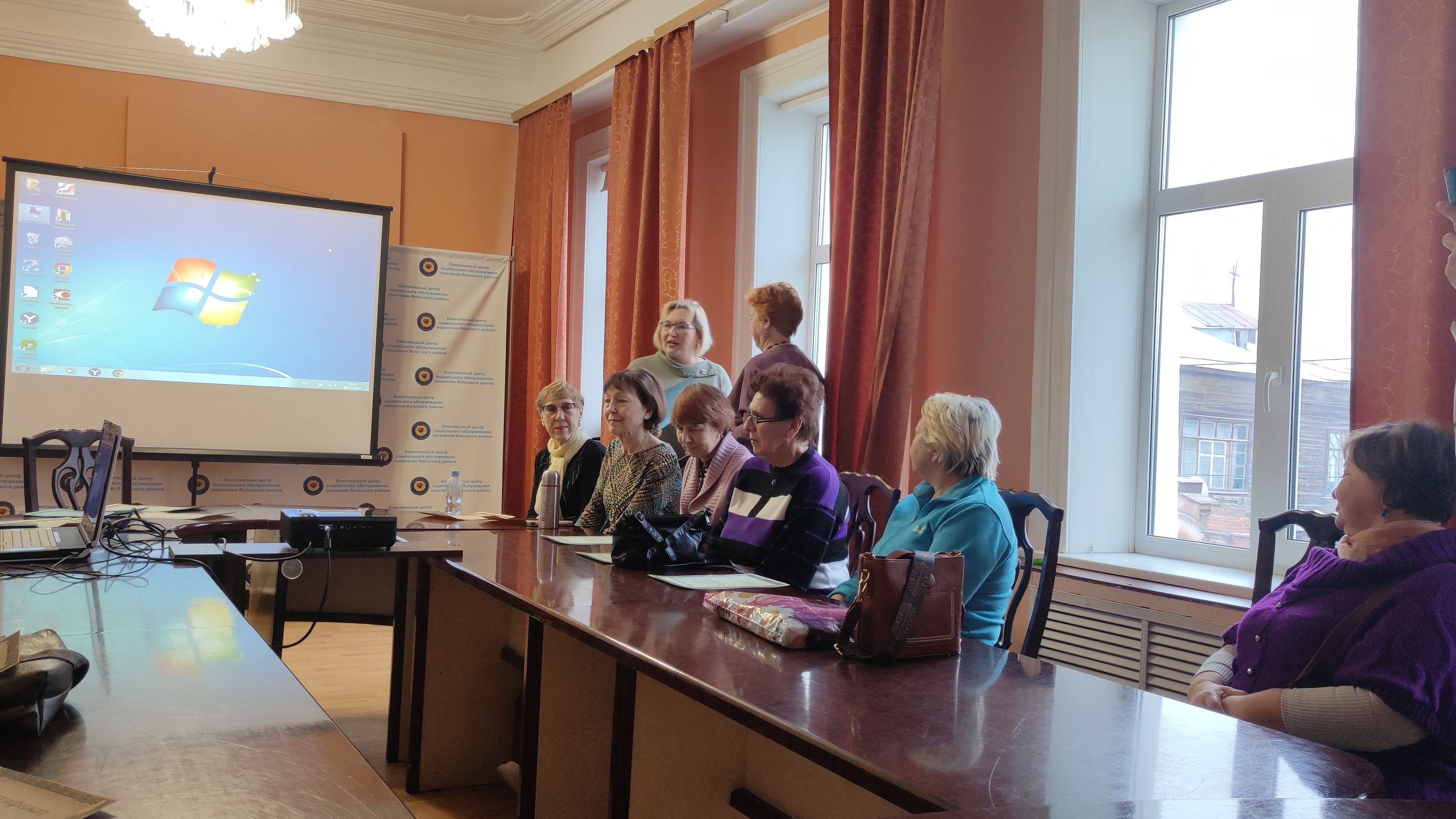 Воллантеры и день рождения!