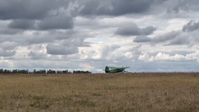 В Белом ключе проходит военно-патриотический авиационно-спортивный фестиваль ДОСААФ России