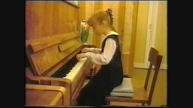 Полина в музыкальной школе, 1998-2000