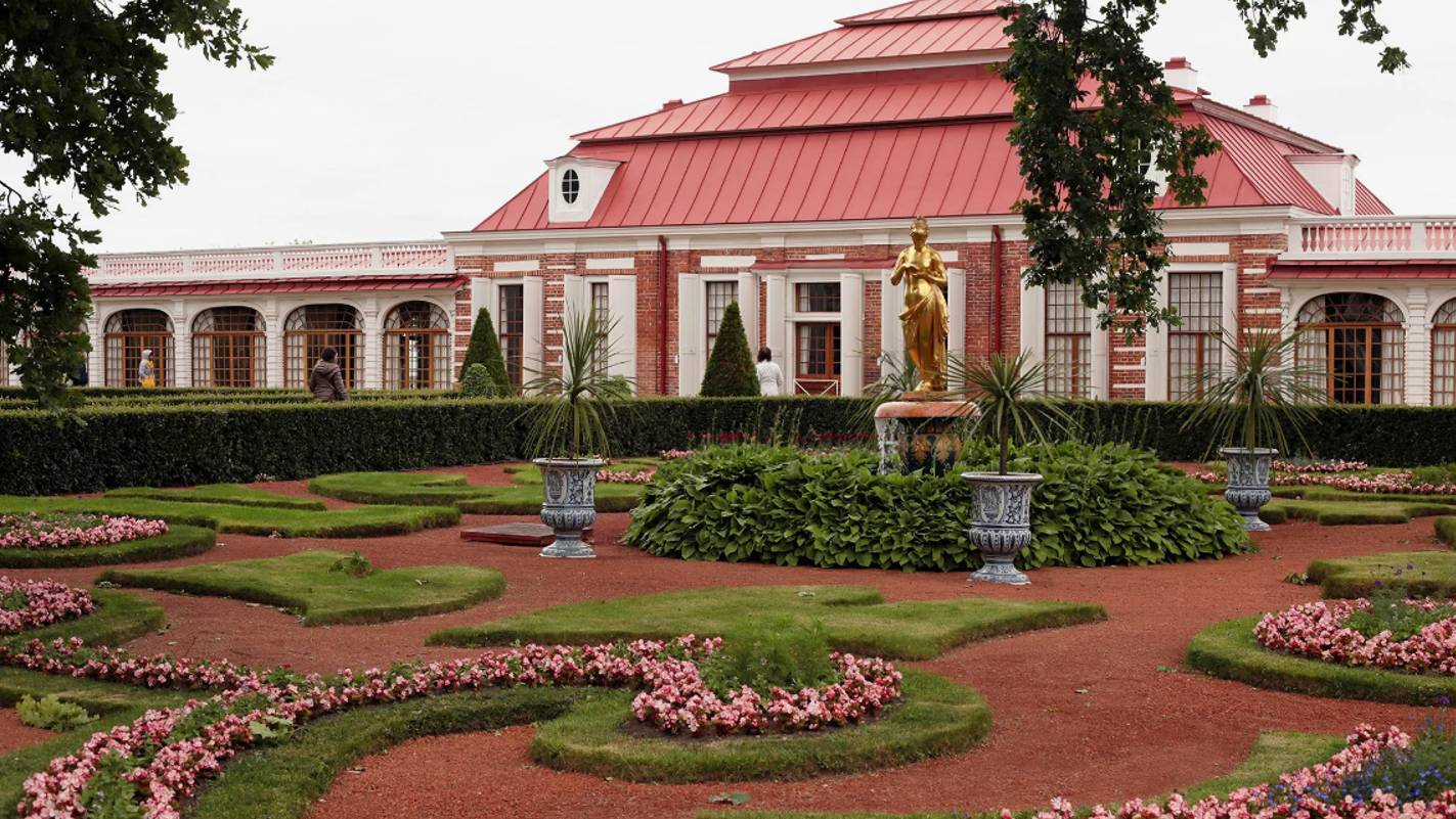 Петергоф  3 часть  Дворец  Монплезир